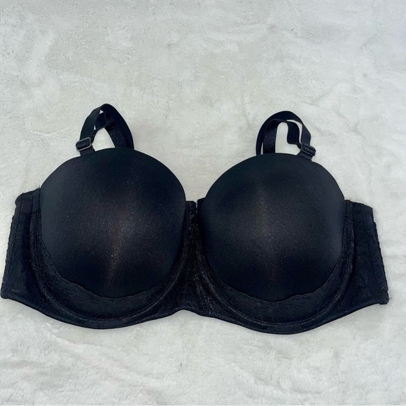 torrid | Intimates & Sleepwear | Torrid Curve Bra 44ddd Black Lace Trim ...